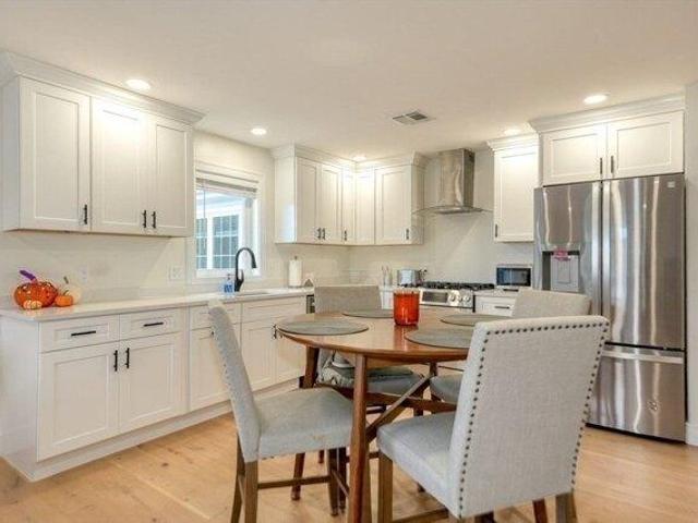 condo with 3 bedroom, Hudson MA ES105231828