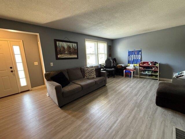 condo with 3 bedroom, Hudson NH DS104074946