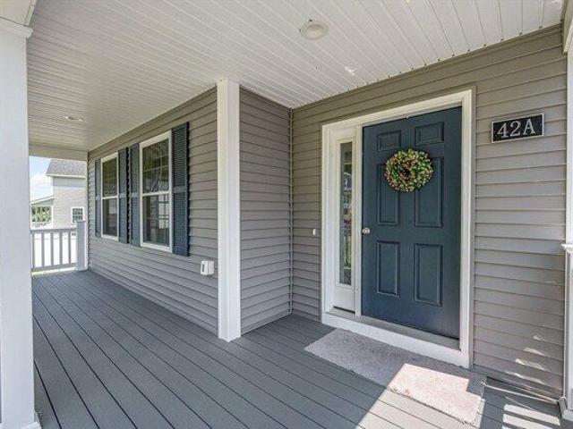 condo with 3 bedroom, Hudson NH ES105192761