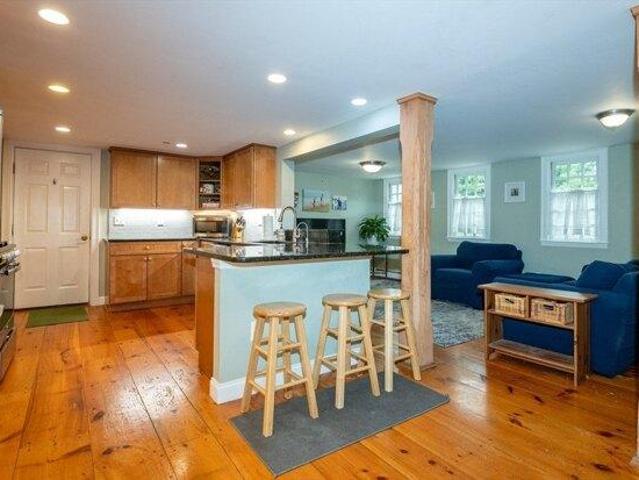 condo with 3 bedroom, Ipswich MA ES105159532