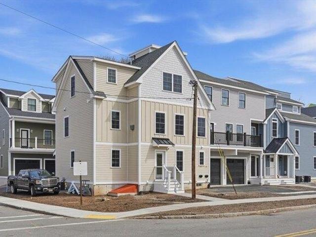 condo with 3 bedroom, Ipswich MA ES105230219
