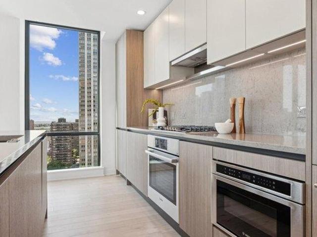 condo with 3 bedroom, Jersey City NJ DLS101748095