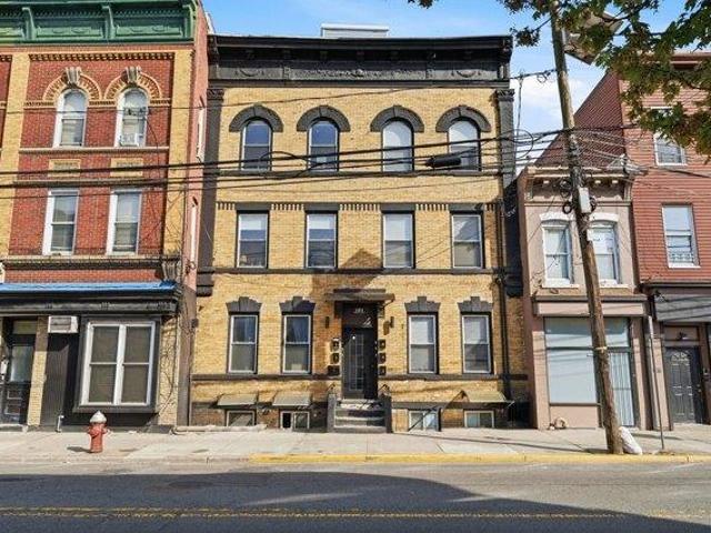 condo with 3 bedroom, Jersey City NJ DLS101856421