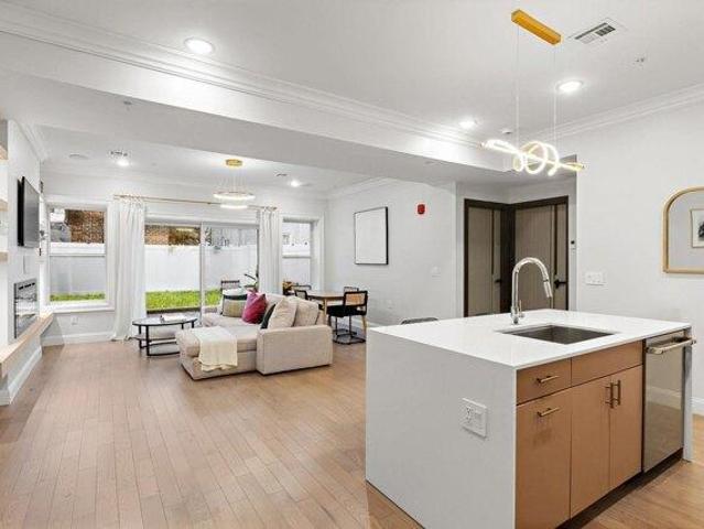 condo with 3 bedroom, Jersey City NJ DLS101999456