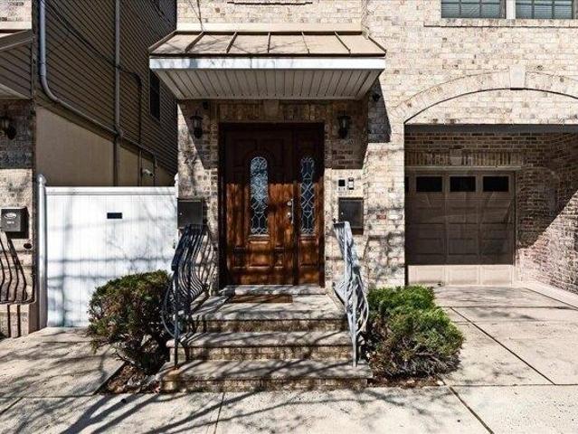 condo with 3 bedroom, Jersey City NJ DLS102216229