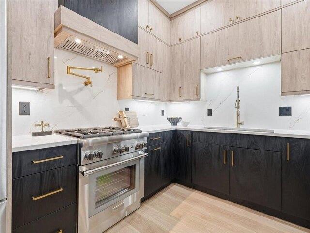 condo with 3 bedroom, Jersey City NJ DLS102280159