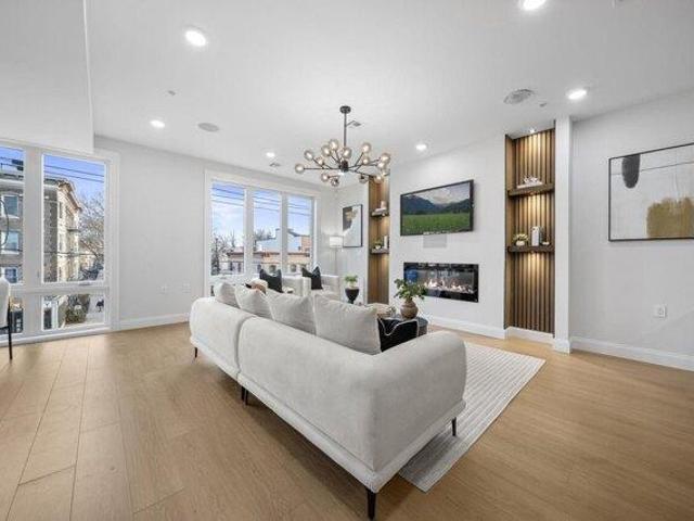 condo with 3 bedroom, Jersey City NJ DLS102281308