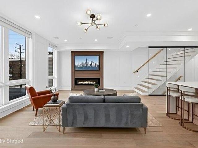 condo with 3 bedroom, Jersey City NJ DS102566094