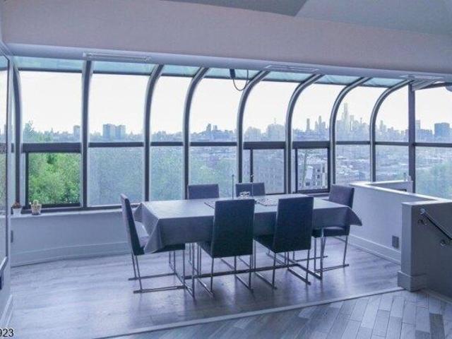 condo with 3 bedroom, Jersey City NJ DS102586036