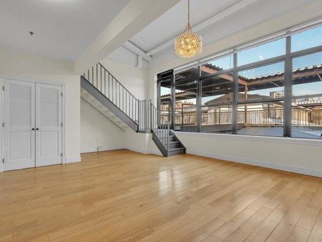 condo with 3 bedroom, Jersey City NJ DS104444820