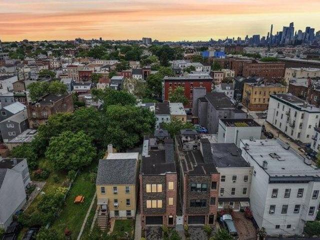 condo with 3 bedroom, Jersey City NJ DS104477850