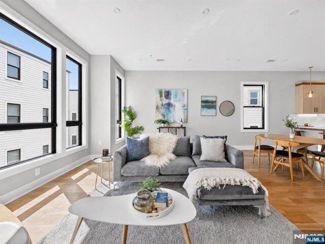 condo with 3 bedroom, Jersey City NJ ES104149276