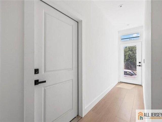 condo with 3 bedroom, Jersey City NJ ES104832176