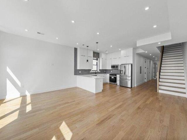 condo with 3 bedroom, Jersey City NJ ES104833465