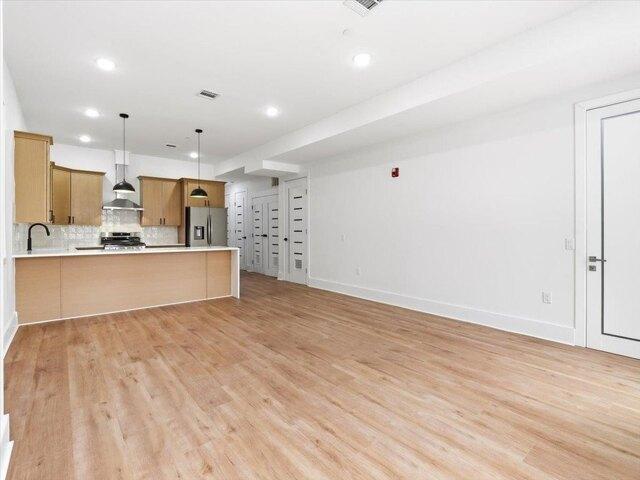 condo with 3 bedroom, Jersey City NJ ES105124422
