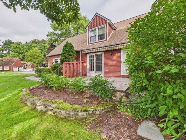 condo with 3 bedroom, Keene NH ES105117713