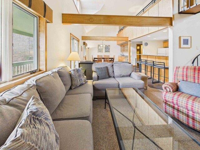 condo with 3 bedroom, Killington VT DS104264142