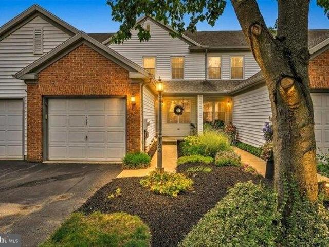 condo with 3 bedroom, Lancaster PA DS103599658