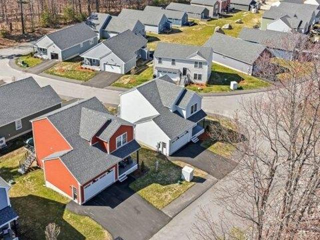 condo with 3 bedroom, Laconia NH ES103850927