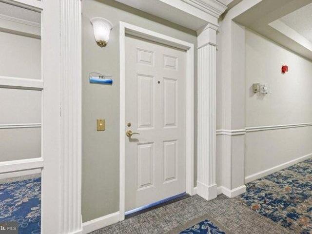 condo with 3 bedroom, Leesburg VA ES104898292