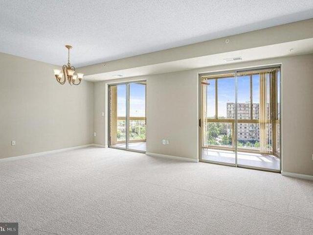 condo with 3 bedroom, Leesburg VA ES104899091