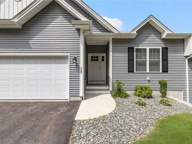 condo with 3 bedroom, Lincoln RI ES104236835