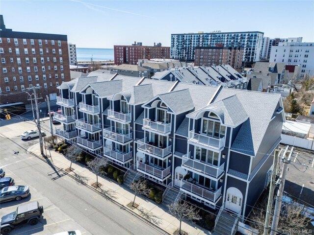 condo with 3 bedroom, Long Beach NY DLS101801778