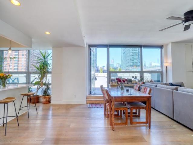 condo with 3 bedroom, Long Island City NY ES101786206
