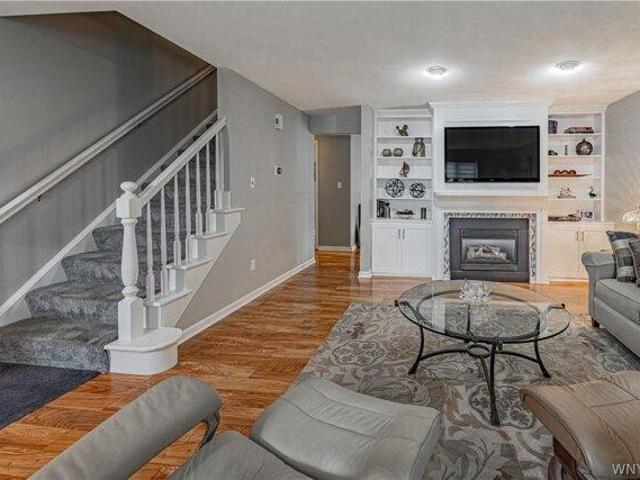 condo with 3 bedroom, Lockport NY ES104905789