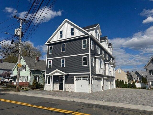 condo with 3 bedroom, Lowell MA DLS102779394