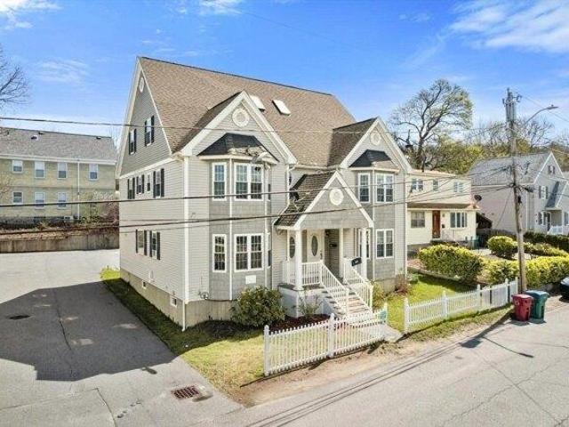 condo with 3 bedroom, Lowell MA DS101706439