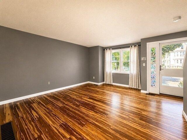 condo with 3 bedroom, Lowell MA DS103034392