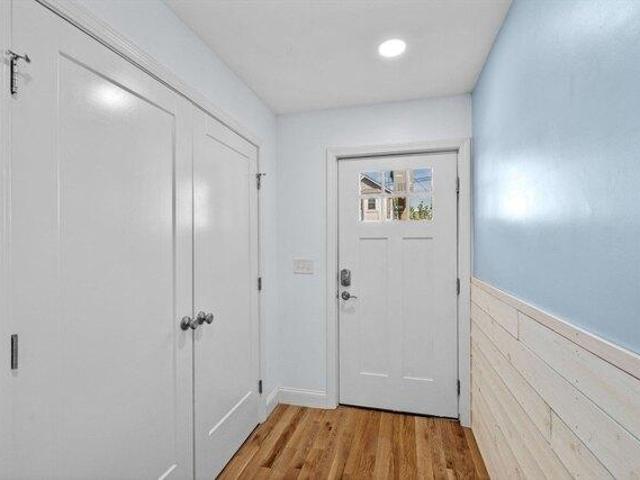 condo with 3 bedroom, Lowell MA ES103035387