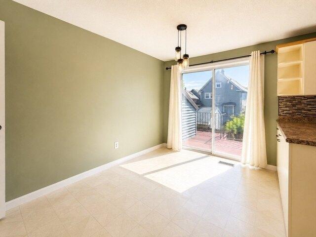 condo with 3 bedroom, Lowell MA ES104149302