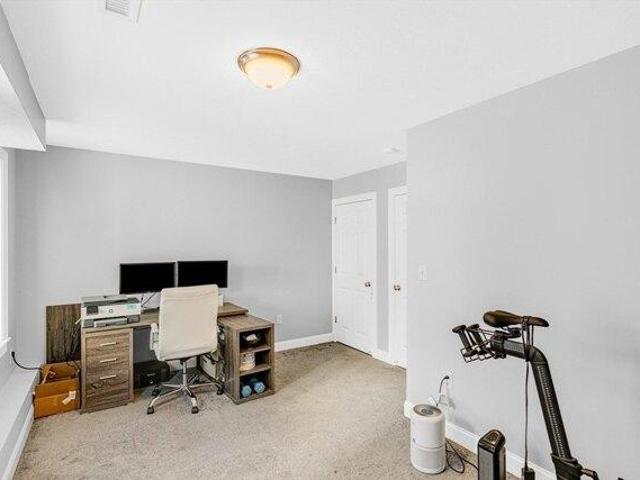 condo with 3 bedroom, Lowell MA ES105123682
