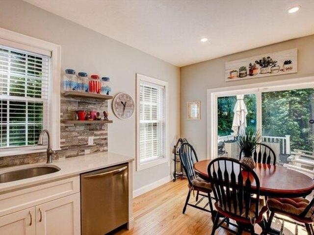 condo with 3 bedroom, Lunenburg MA ES105193629