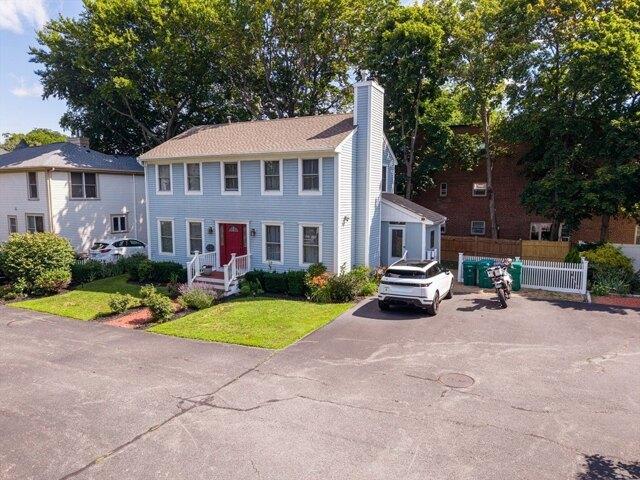 condo with 3 bedroom, Lynn MA ES104852312