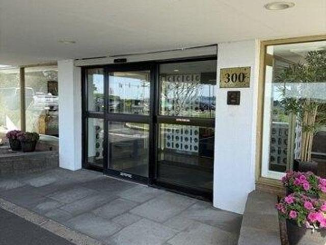 condo with 3 bedroom, Lynn MA ES103036477