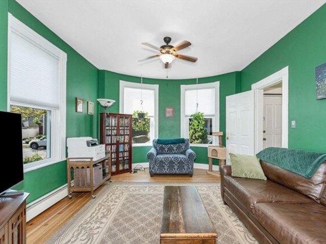 condo with 3 bedroom, Lynn MA ES103433374
