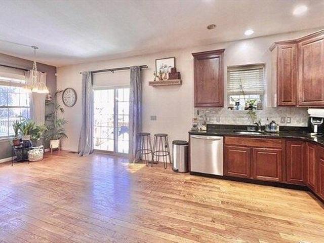 condo with 3 bedroom, Lynn MA ES103851463