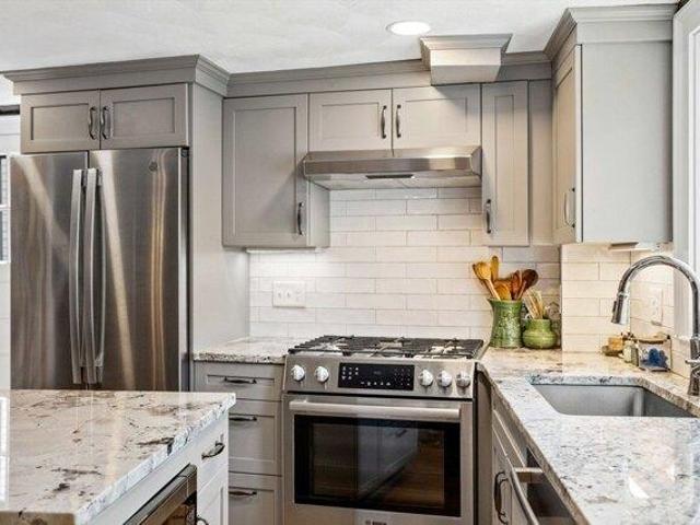 condo with 3 bedroom, m MA DLS102593384