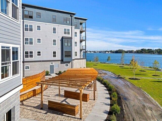 condo with 3 bedroom, m MA DLS102922438