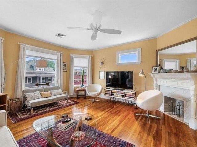 condo with 3 bedroom, m MA DS104113051