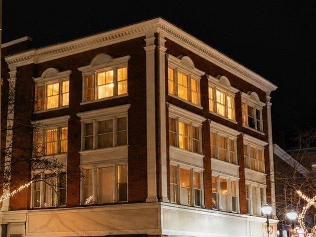 condo with 3 bedroom, m MA DS104478541