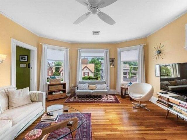 condo with 3 bedroom, m MA ES104113051