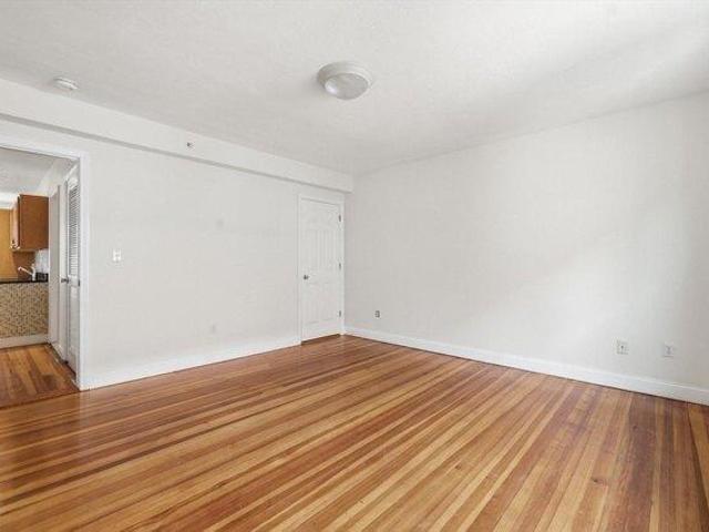 condo with 3 bedroom, m MA ES105174956