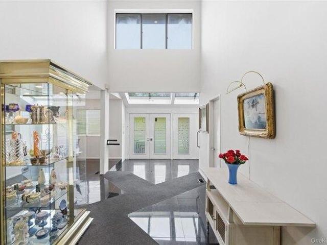 condo with 3 bedroom, Manhasset NY ES104903041