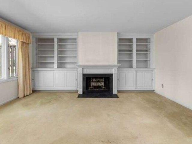 condo with 3 bedroom, Mahwah NJ DS102281537