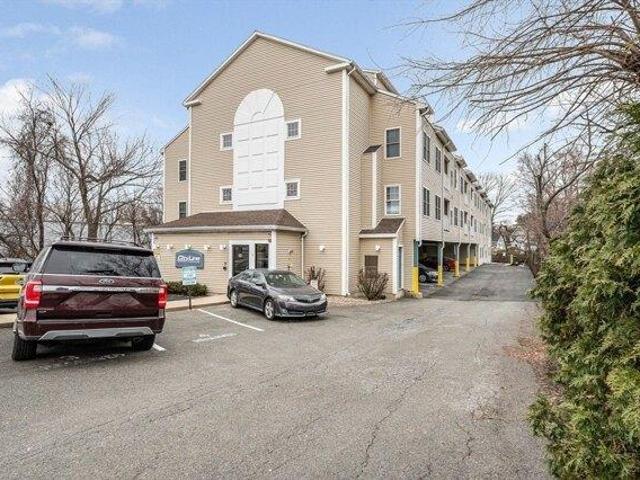 condo with 3 bedroom, Malden MA DS102027322