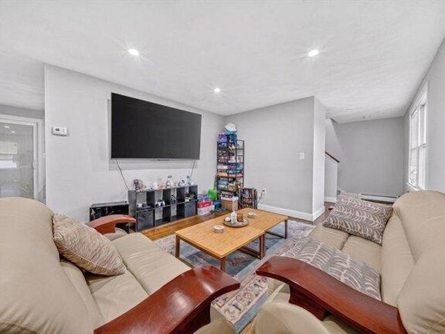 condo with 3 bedroom, Malden MA ES104569420